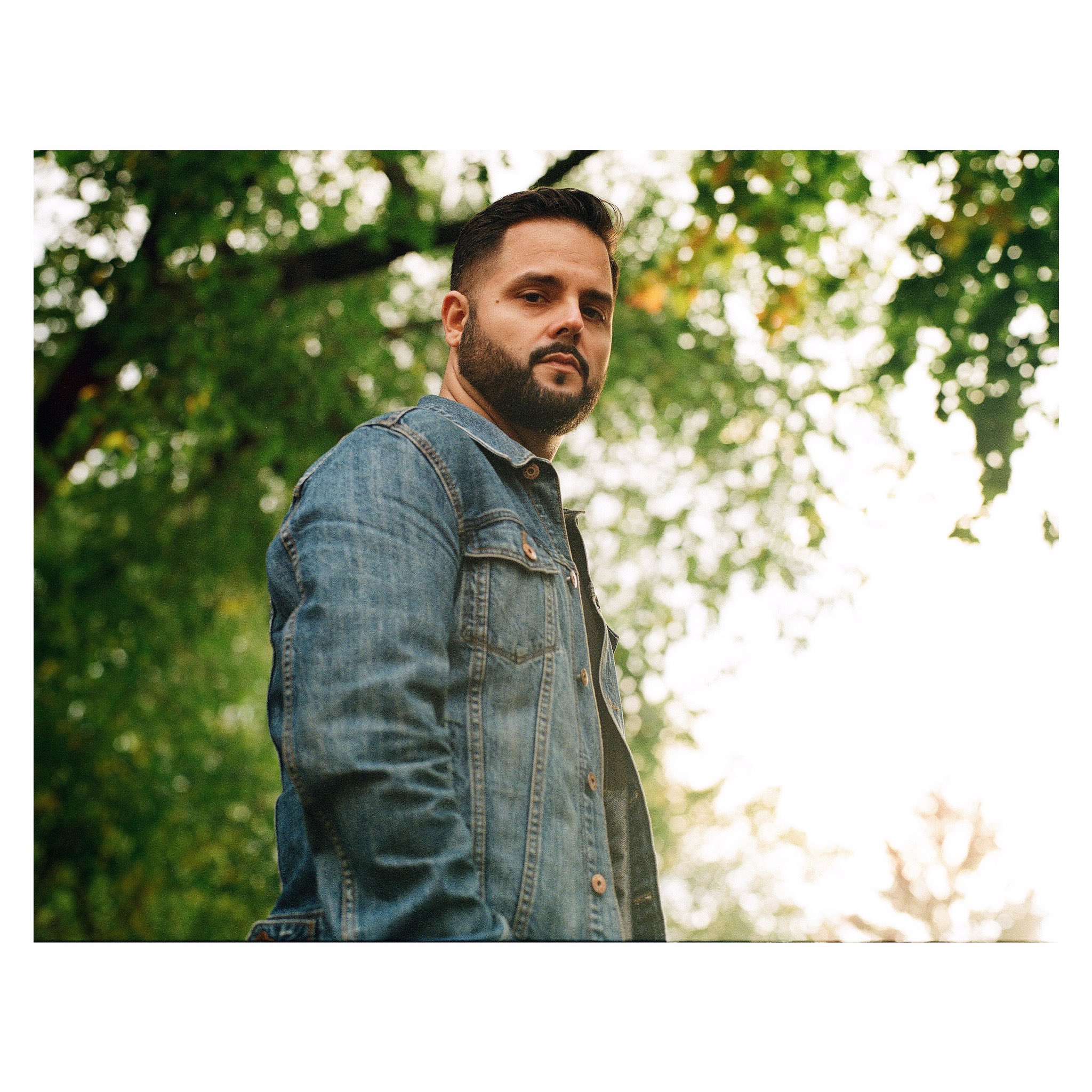 Medium Zach Goes on With His Bad Self - Racket