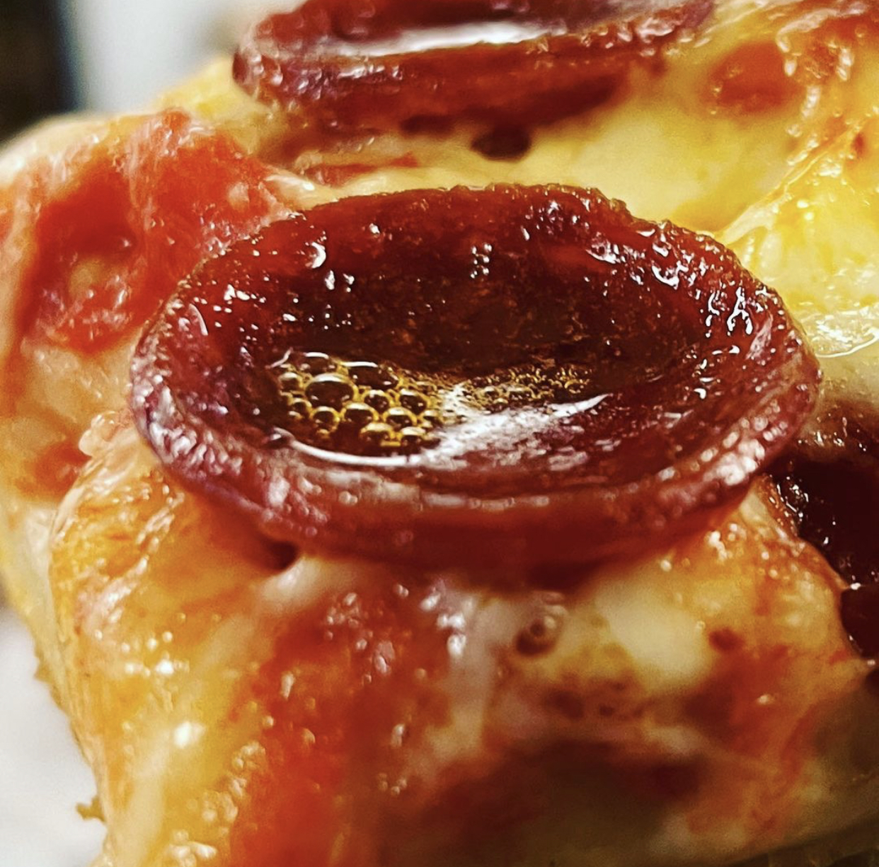 Coming Soon to St. Paul: Pizza, Heroes, and Cheesy Garlic Bread ...