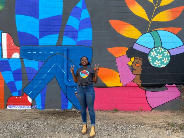 Chroma Zone Murals, Crypticon Horrors, Comedian Nicole Byer: This Week ...