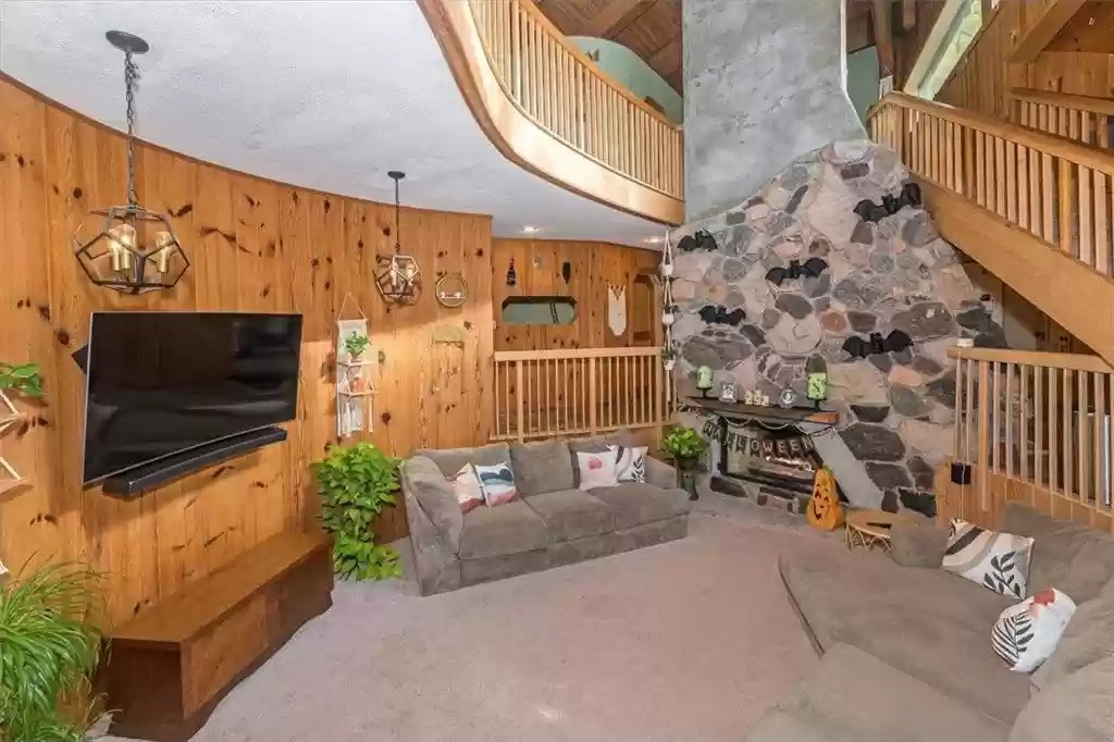 Wanna Buy a Prepper-Friendly Hobbit Compound Near Lake Superior? - Racket