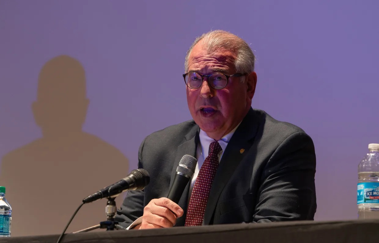 At Last Minute, Lame Duck Hennepin County Attorney Discovers Cops Can ...