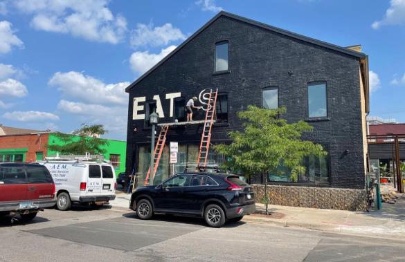 How Minneapolis's Sign Painters Keep the City's Spirit Alive - Racket