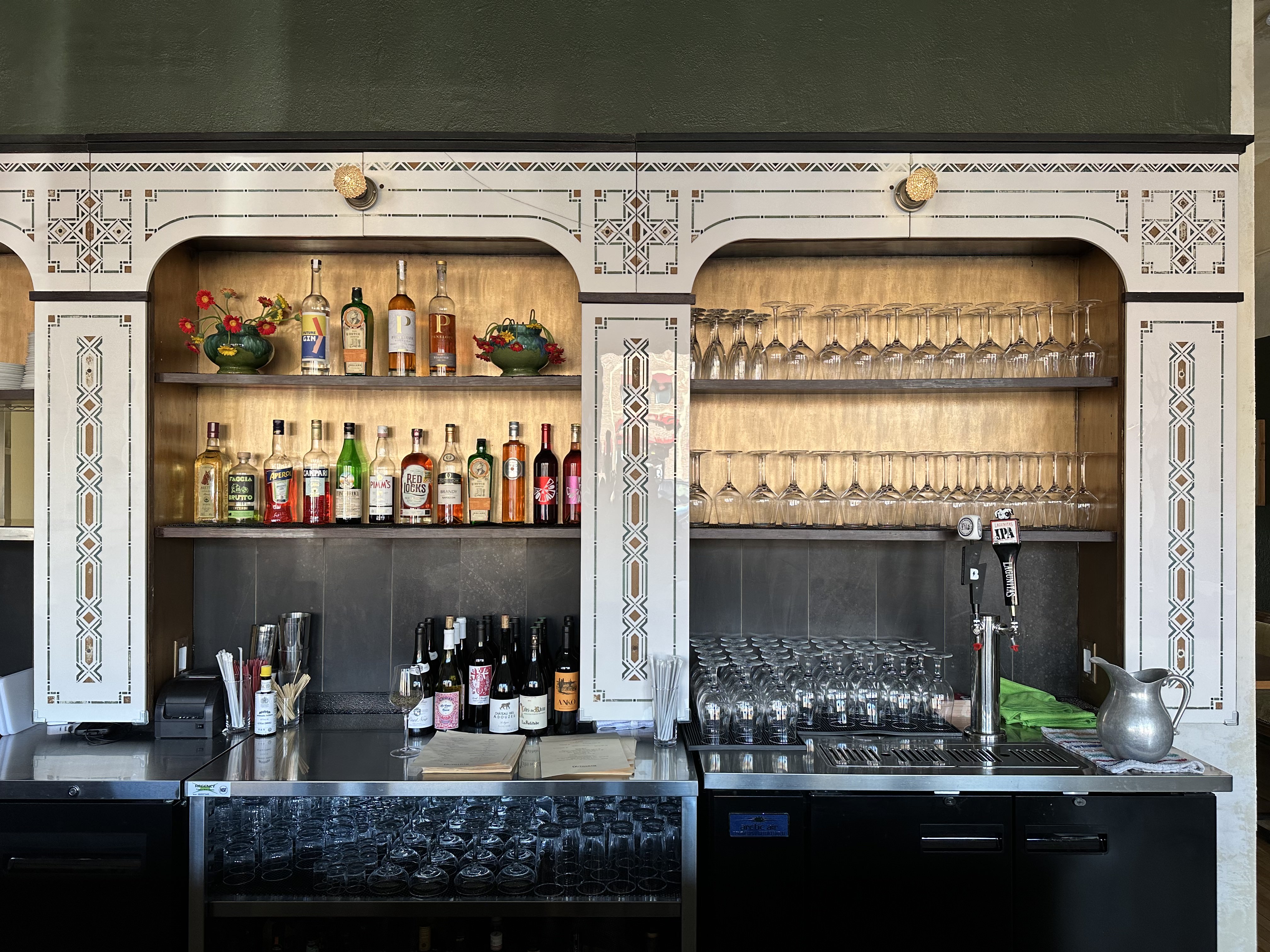 With Dutch Bar, Northeast Gets an Intimate, Timeless Space for Drinks ...