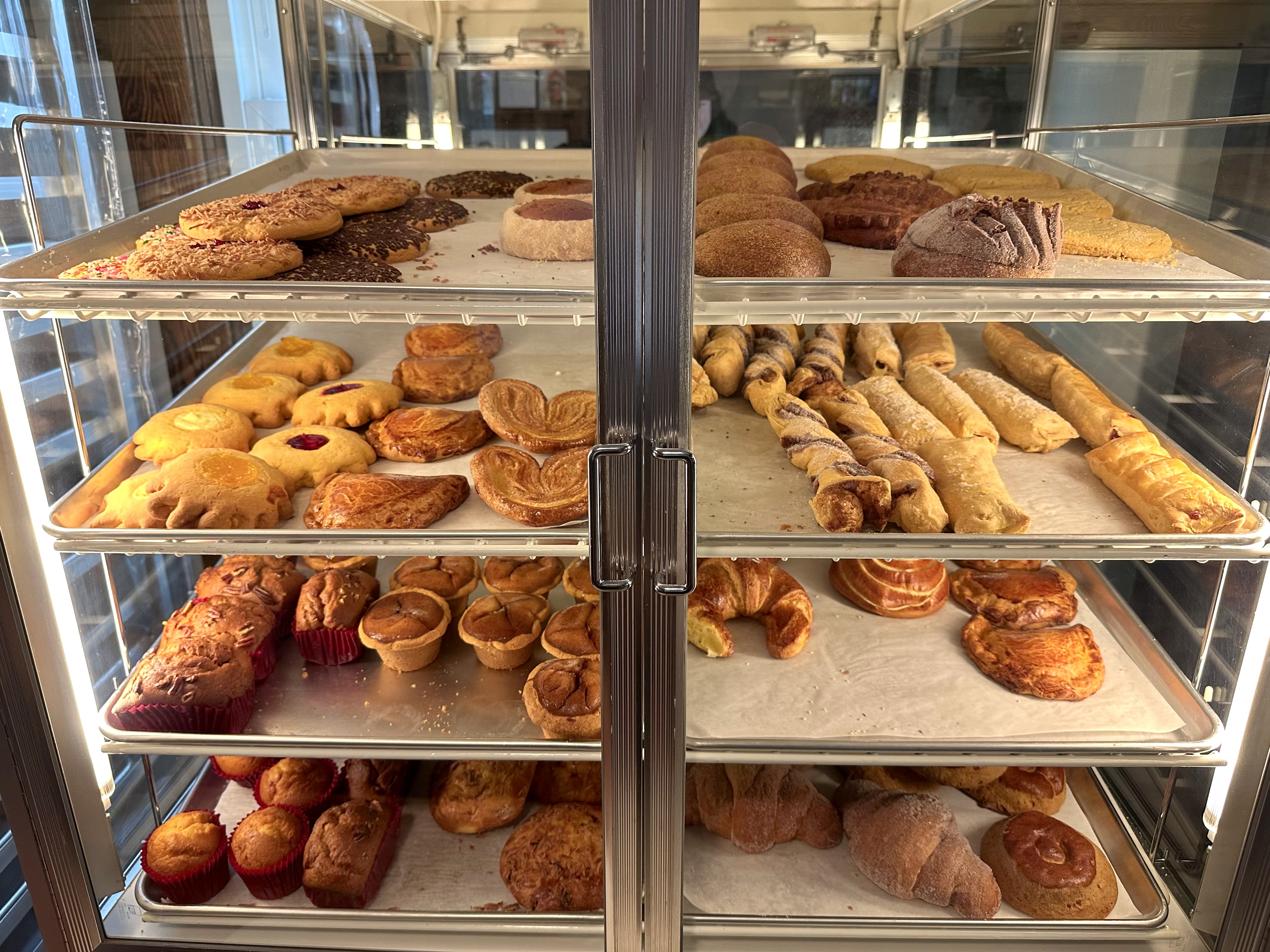 Let’s Eat a Bunch of Sweet Treats From Papá Chuy’s Bakery in Whittier ...