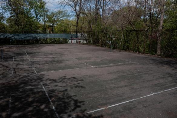 Wanna Buy the Hidden Minneapolis Tennis Court by Minnehaha Creek ...